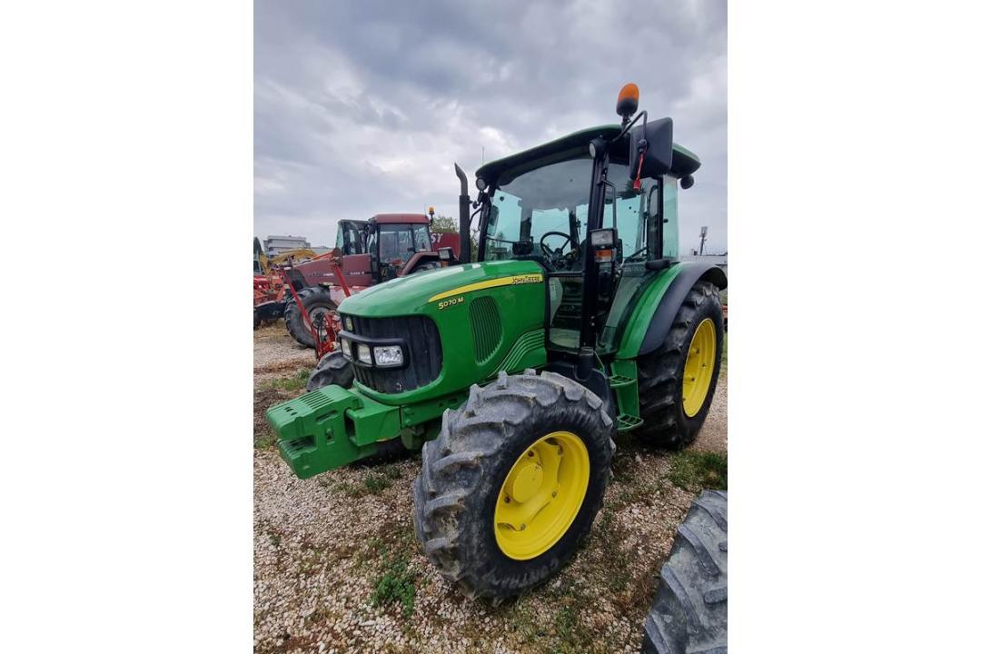Trattore John Deere 5070M usato - Sgalla